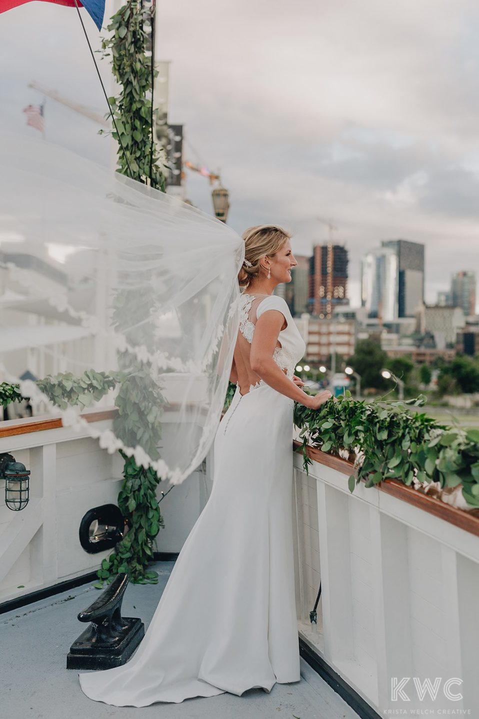 Wedding Photo Gallery – The Steamer Virginia V Foundation